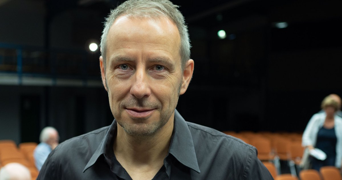 Der Neue-Musik-Nabel der Welt: die Darmstädter Ferienkurse | nmz - neue ...